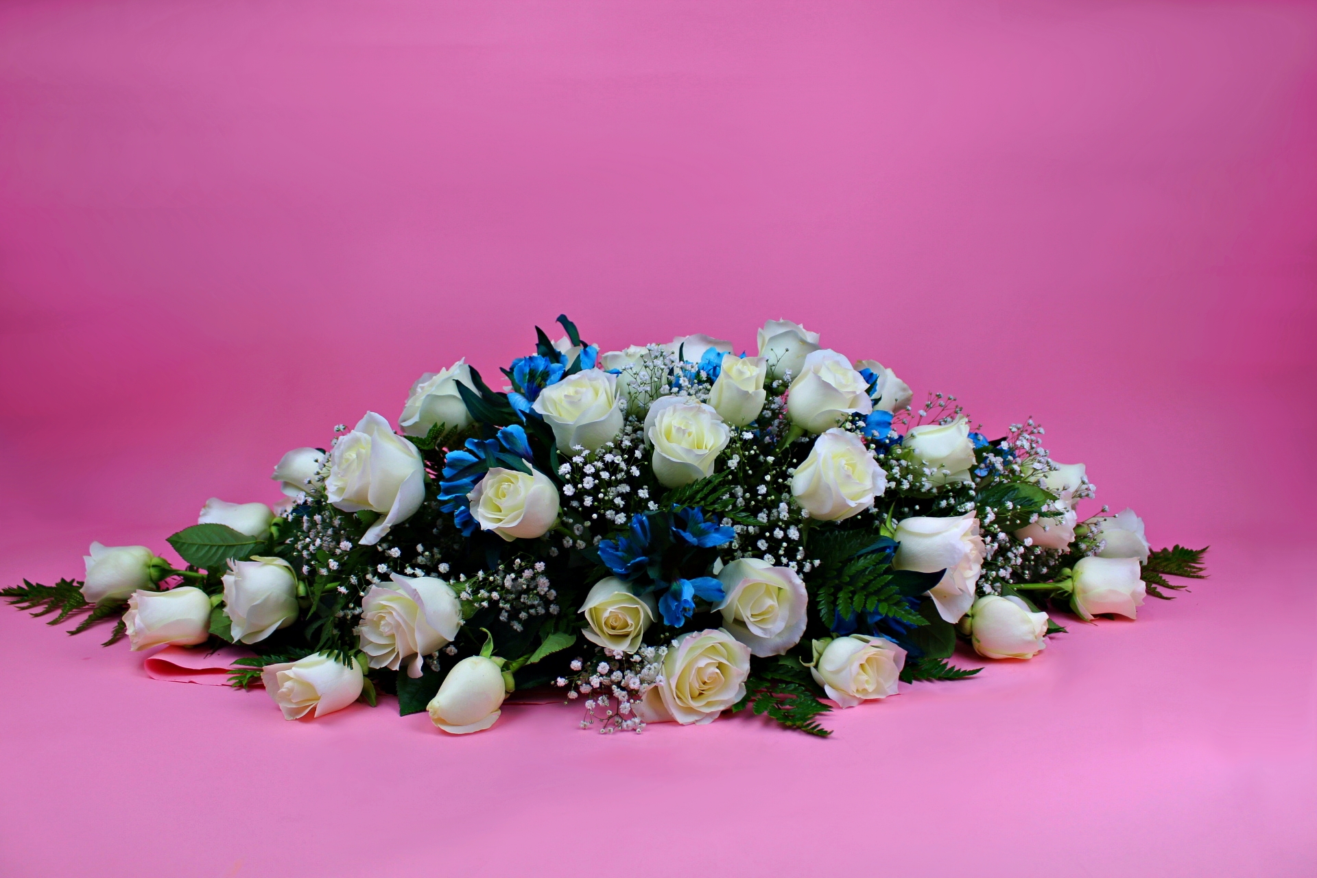 Centros De Mesa Con Flores Azules Para Bodas